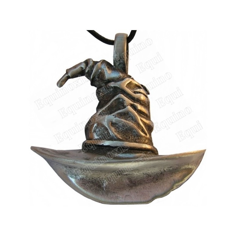 Pendentif Le Monde de Merlin – Chapeau de sorcière